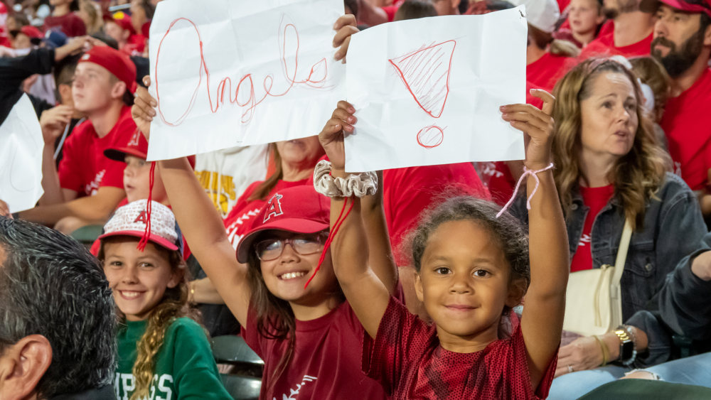 Angels Game Night 2022 Photo Gallery - Compass Bible Church